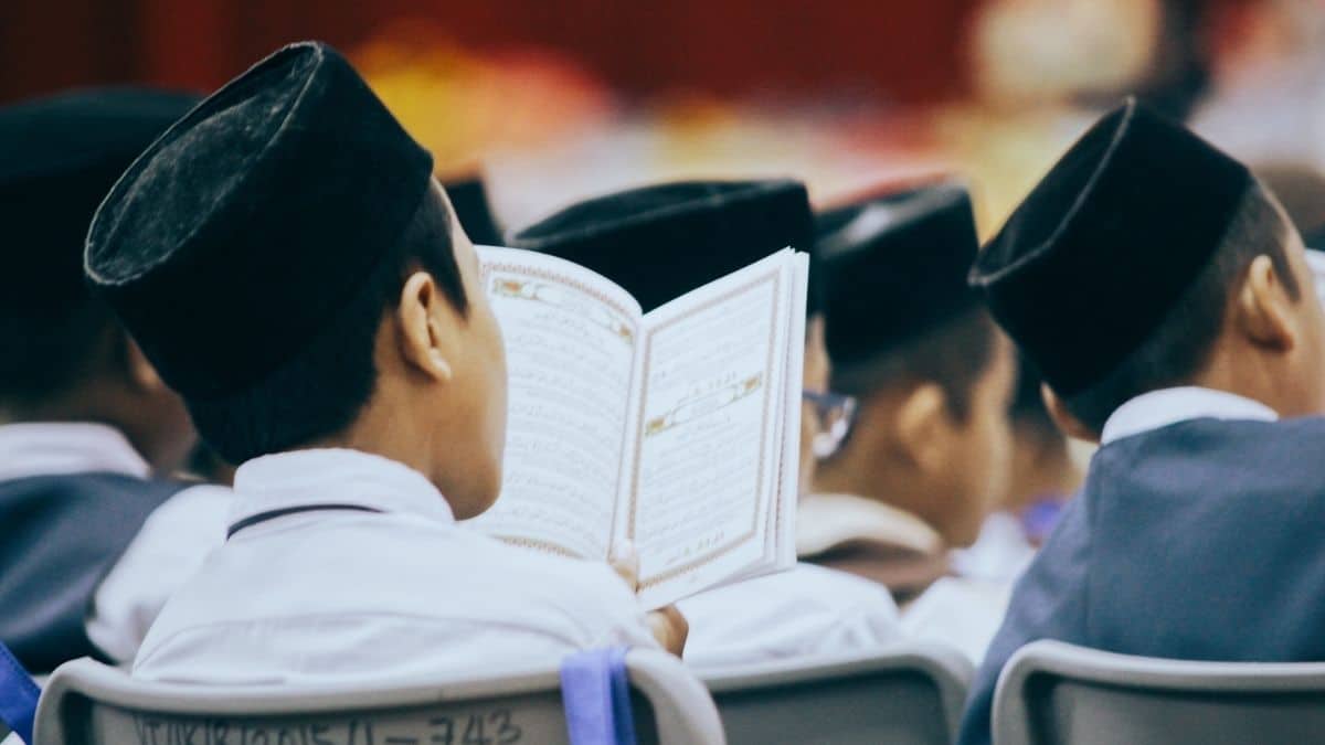 Manners of Reciting the Qur’an - IslamOnline